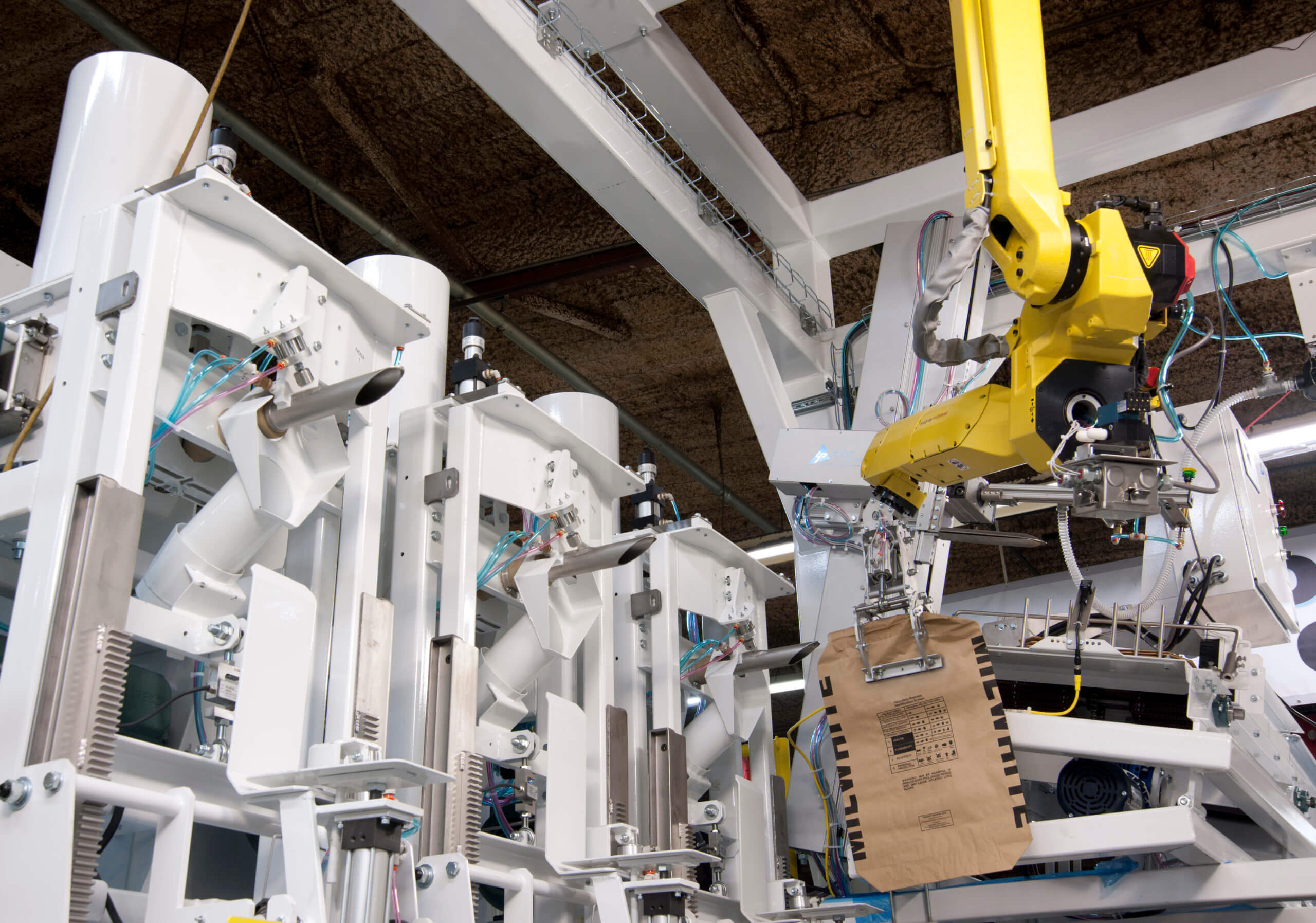 Integrated Systems Material Handling | Magnum Systems